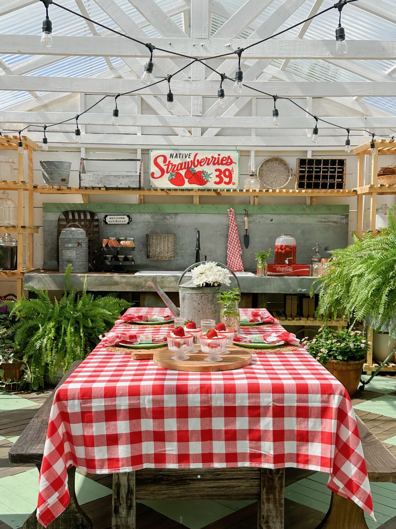 How to Throw the Ultimate Summer Strawberry-Themed Party