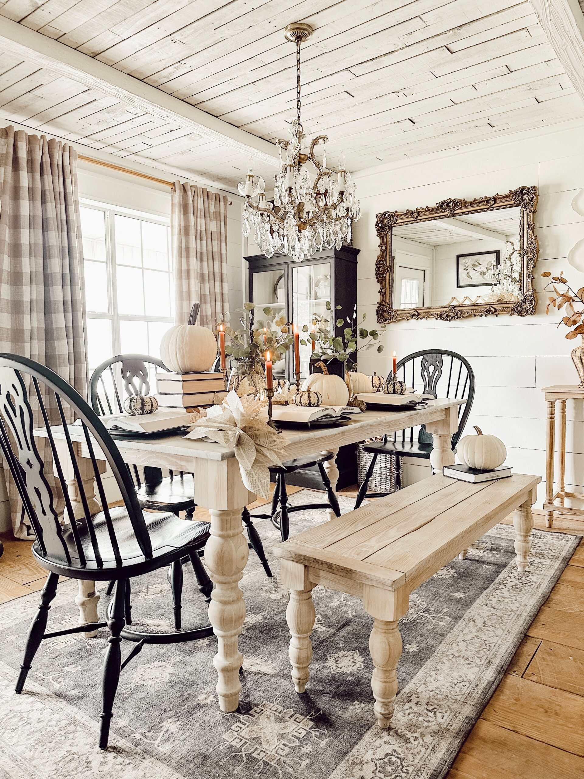 How to Make a Book Page Leaf Garland: A Stunning DIY Project