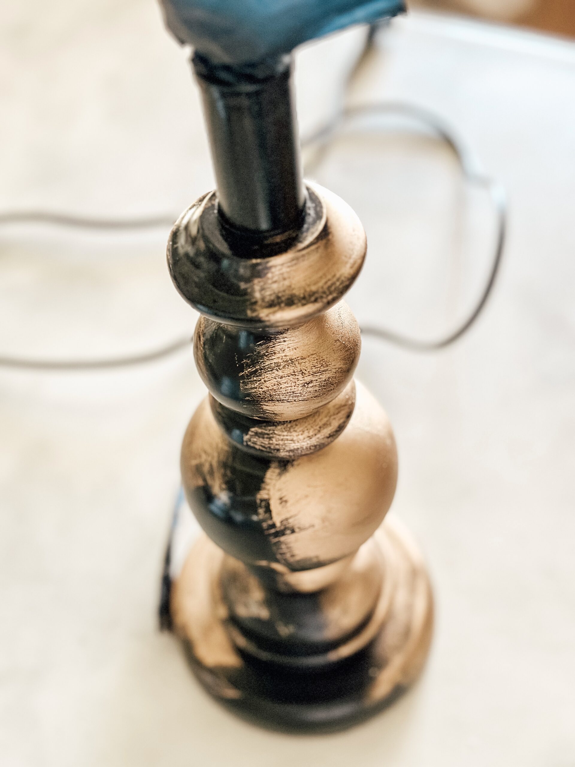 Give Your Old Lamp a Makeover: Easy DIY Vintage Brass Look