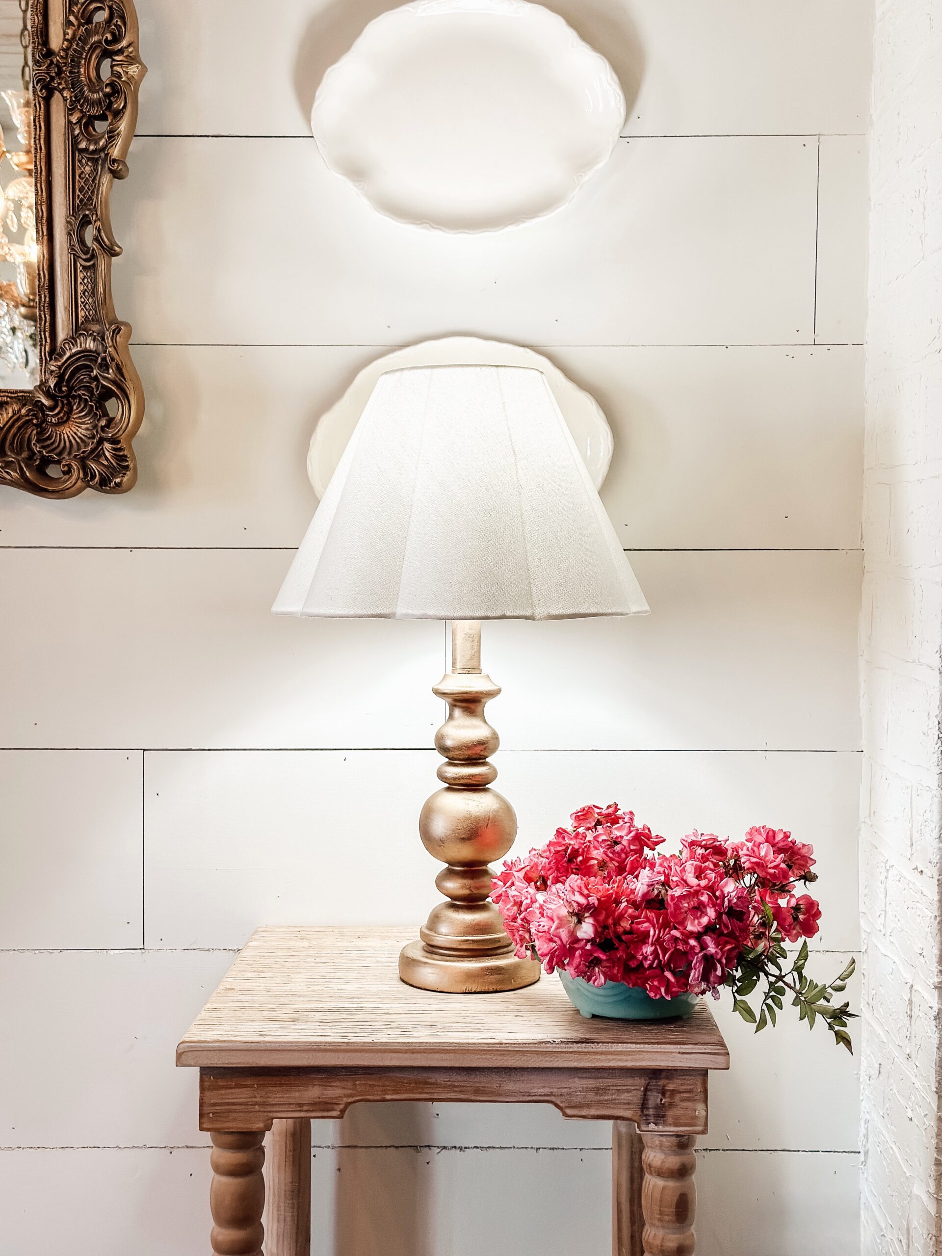 Give Your Old Lamp a Makeover: Easy DIY Vintage Brass Look