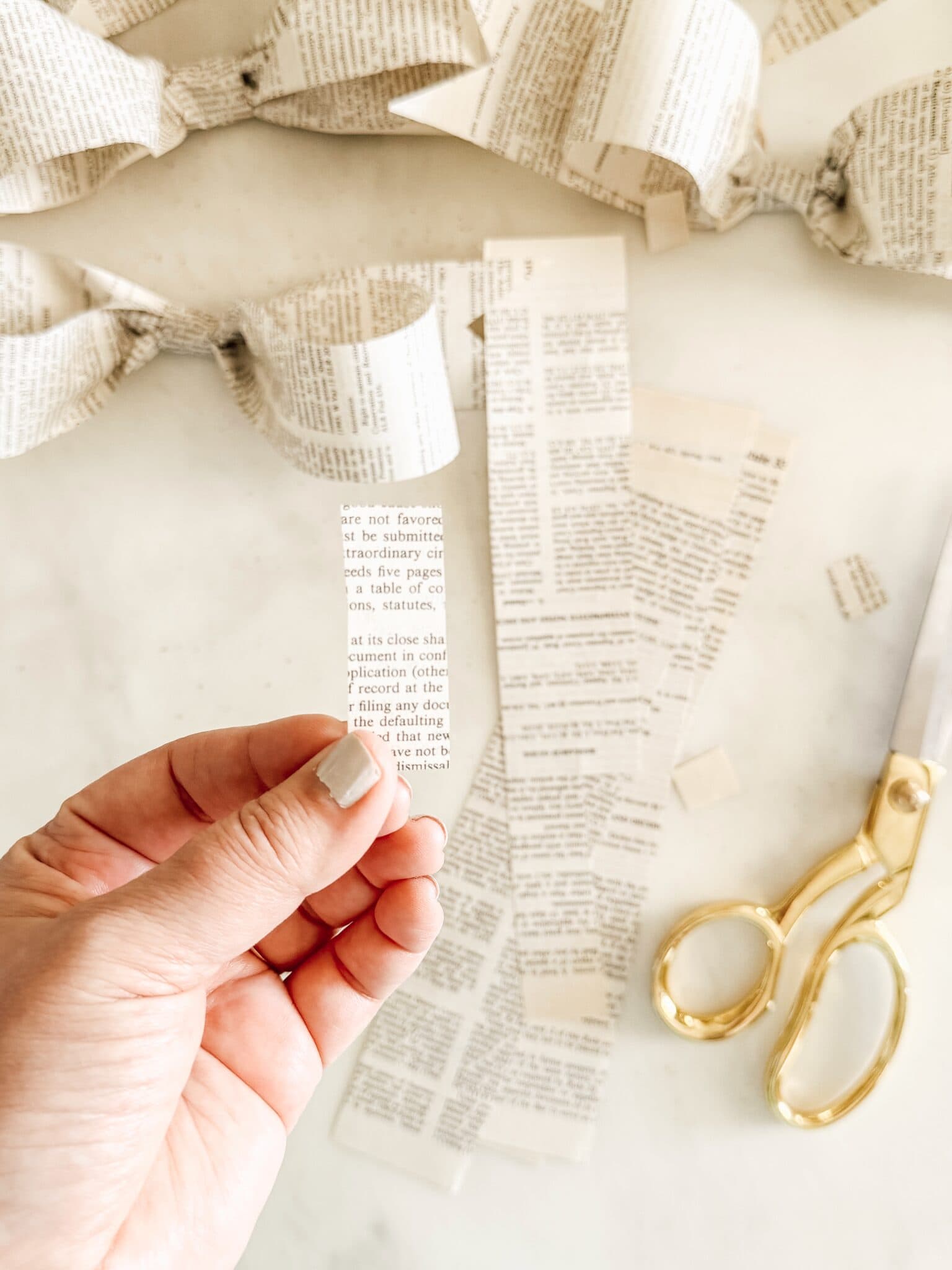 Simple Paper Bow Tutorial Using Vintage Book Pages