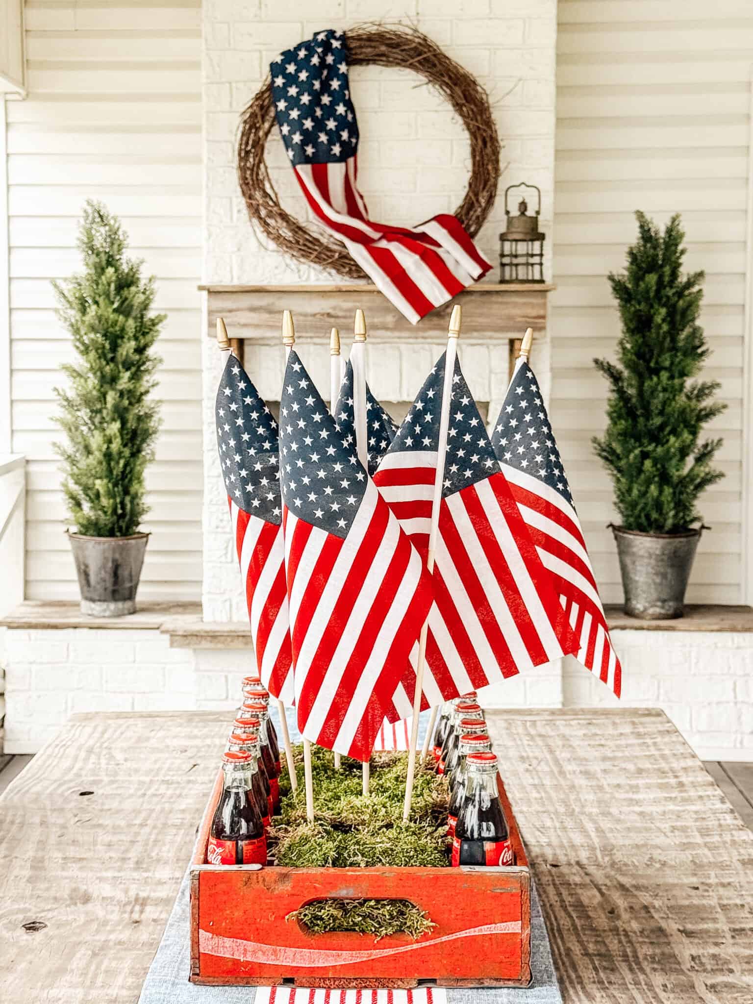 Create an Easy Patriotic Centerpiece with a Vintage Coca Cola Crate