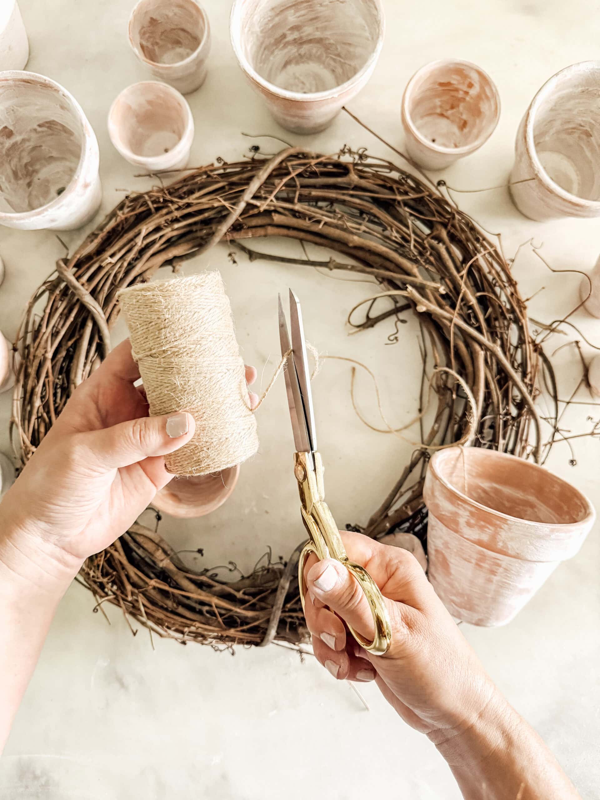 Terra Cotta Pot Wreath – Simple DIY Tutorial