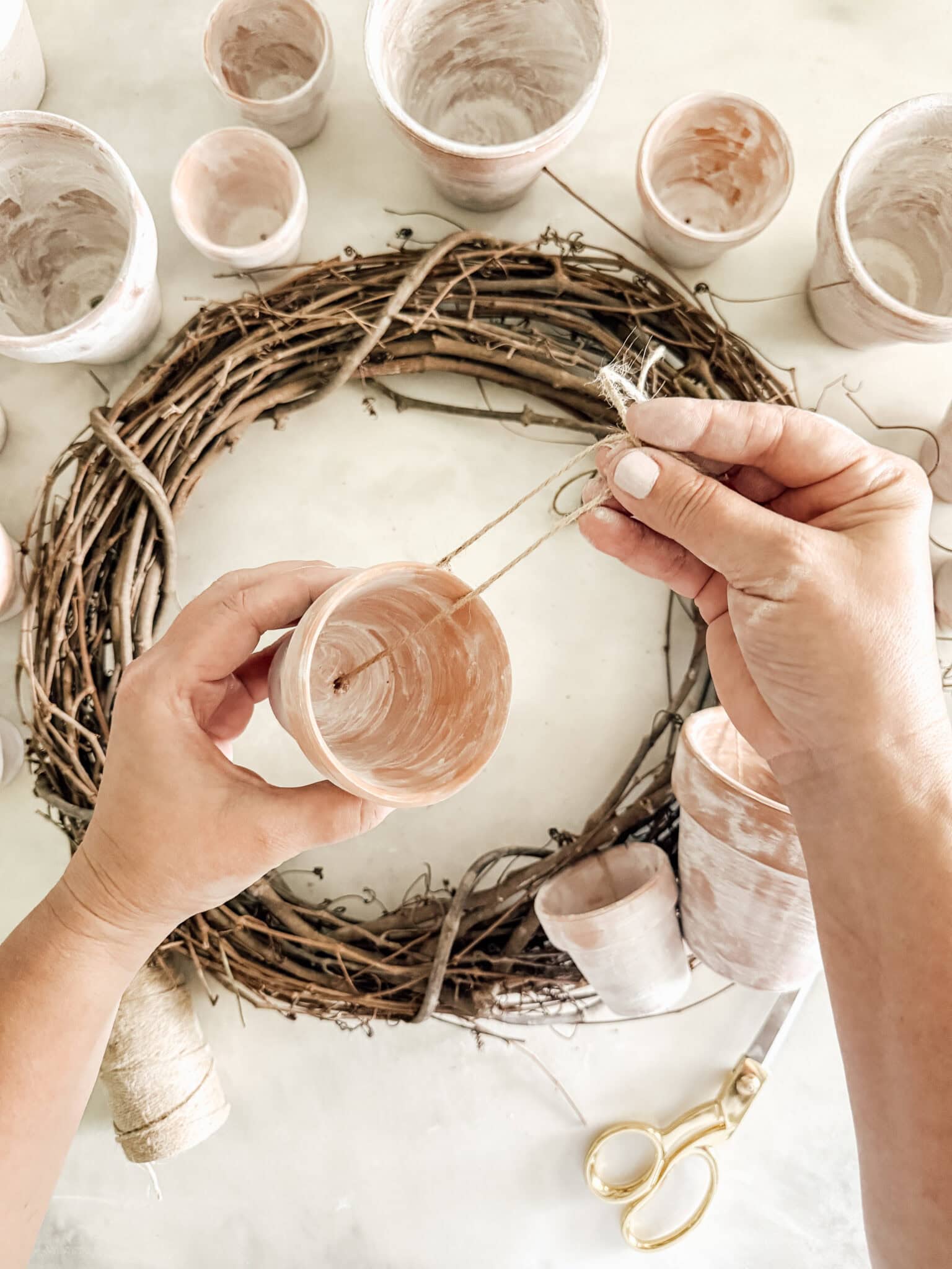 Terra Cotta Pot Wreath – Simple DIY Tutorial
