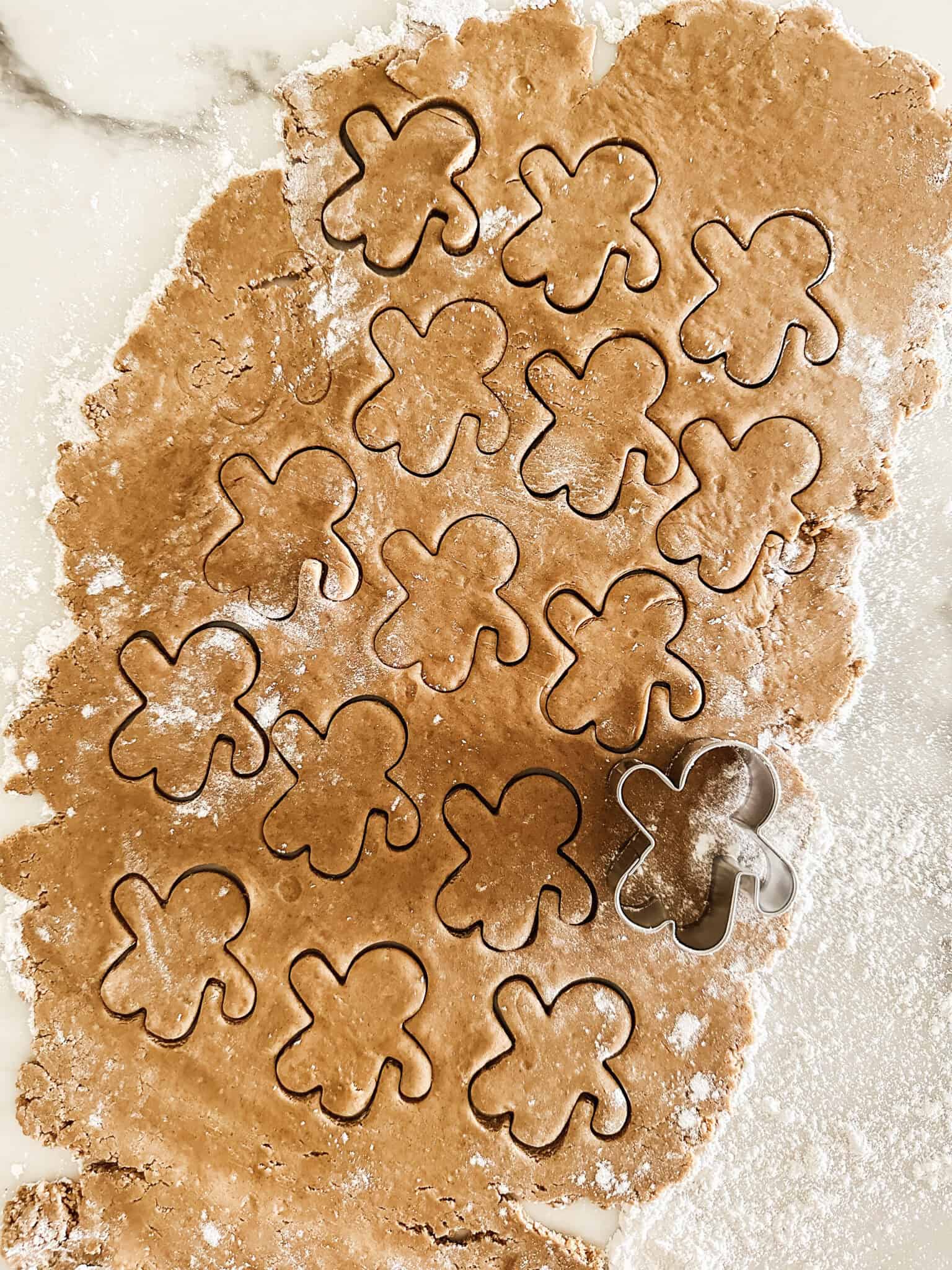 Easy Christmas Hot Cocoa Bar Ideas: Toppings, Treats & Decor