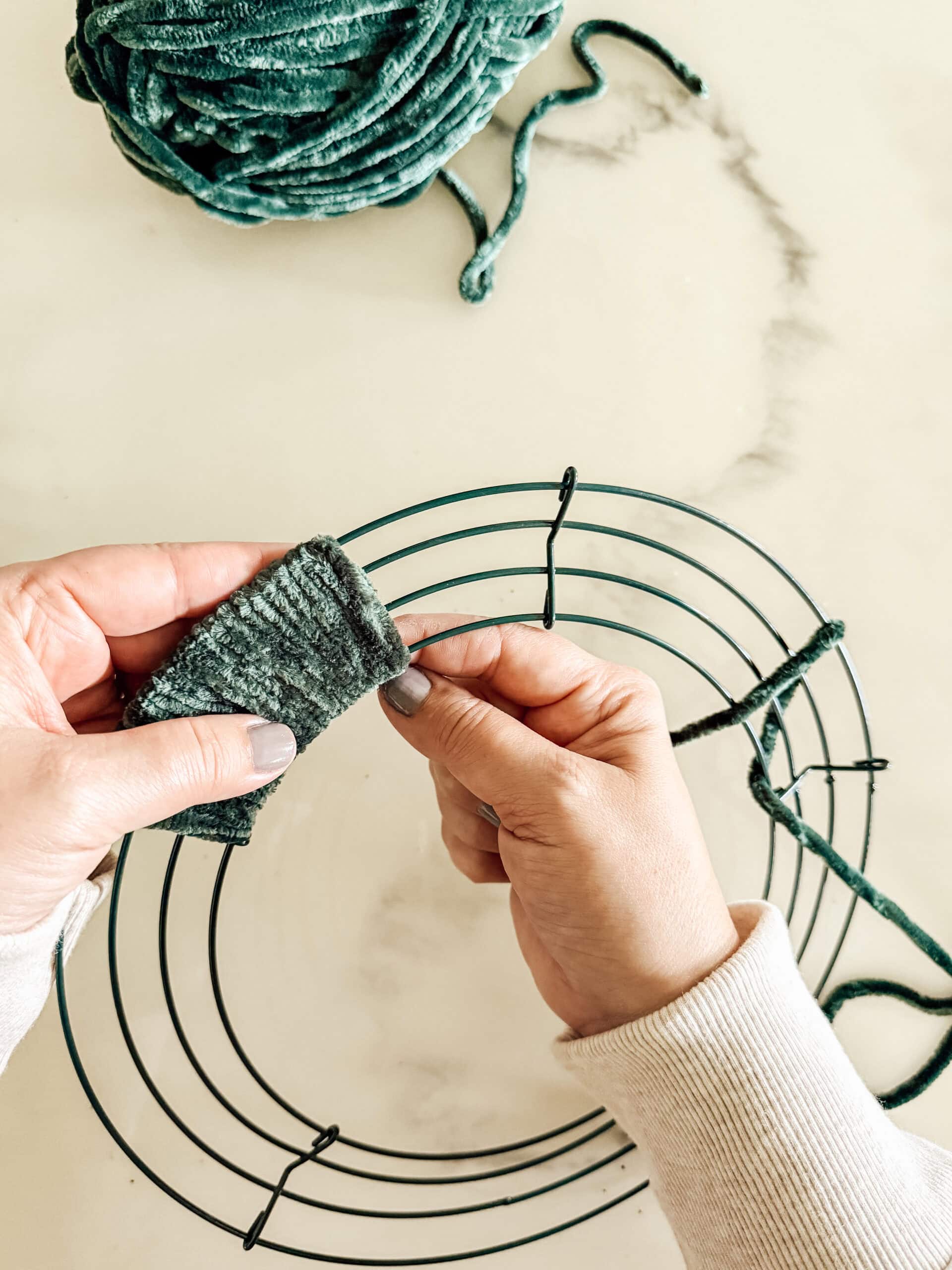 DIY Yarn Wreath Tutorial for Simple Holiday Crafting
